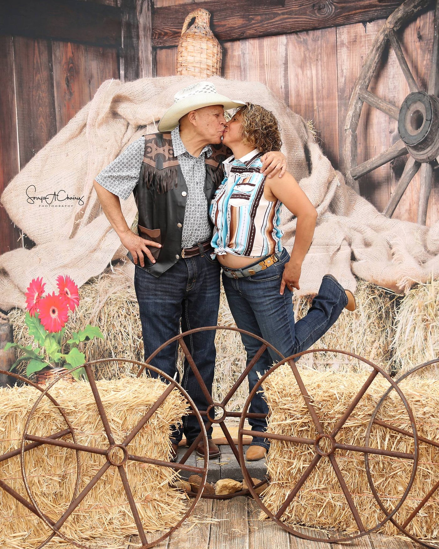 Old Barn Backdrop West Cowboy Vintage Wooden Barn Straw Backdrop LV-80